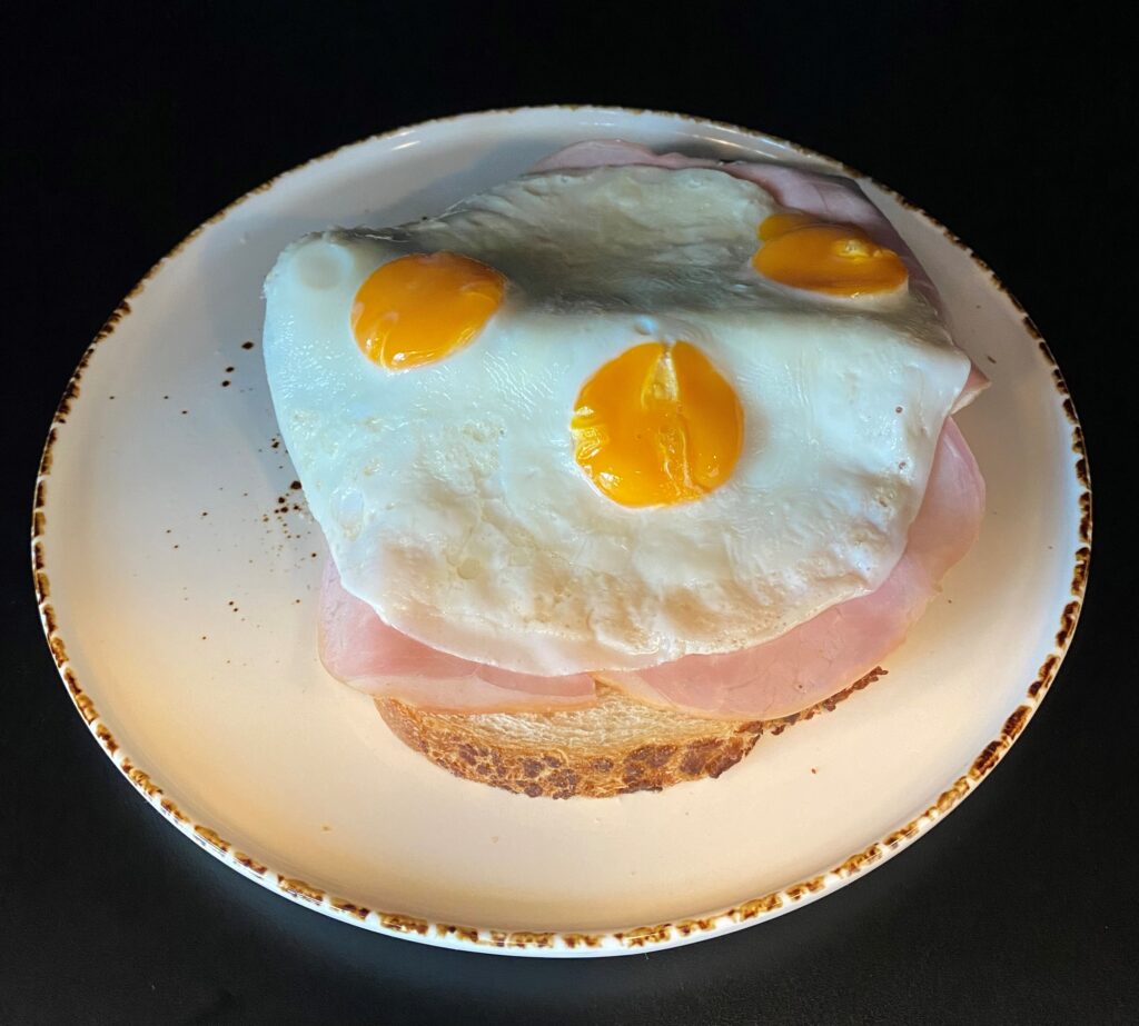 Uitsmijter | Ham – Bij Ons Vaassen – Catering